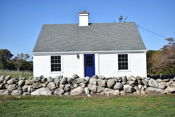 Farm House At Deans Mill Farm - Mystic, CT