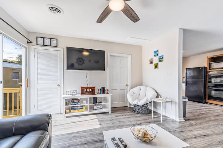 Ocean View/east Beach House! - Norfolk, VA