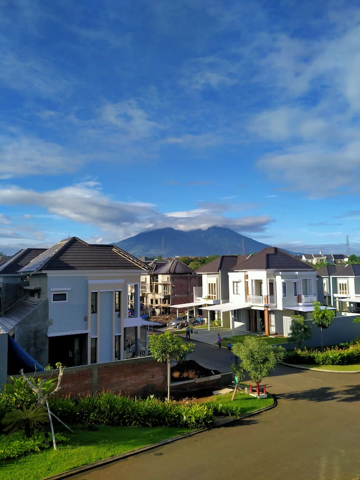 Rumah Indah Yang Asri, Bersih With Stunning View - Bogor