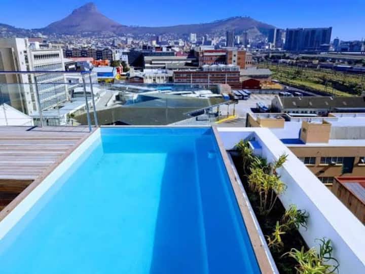 Lovely Studio In Trendy Woodstock - Cape Town