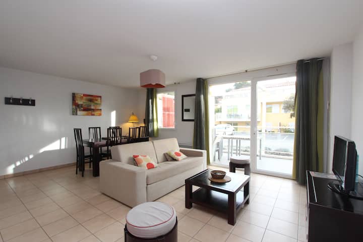 Appartement 3 Pièces : Piscine, 5 Mn De La Plage. - Six-Fours-les-Plages