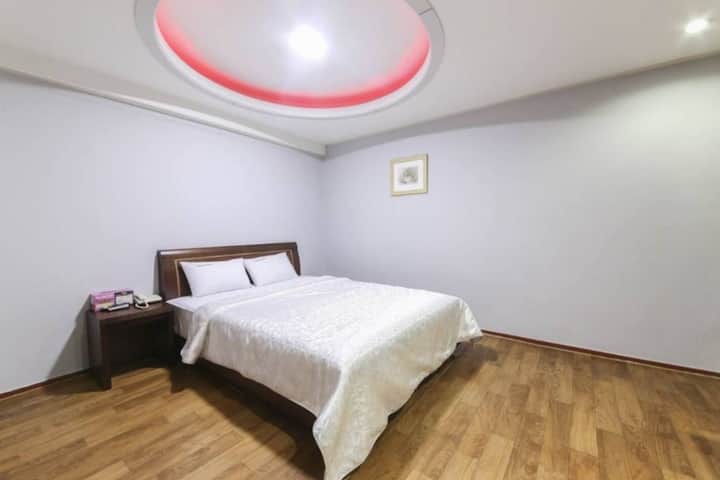 Private Room In Andong - Andong