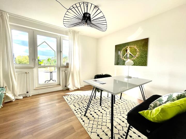 Junges Mikroappartement Mit Balkon In E Werden - Essen