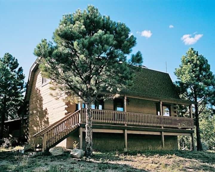 Cozy 3 Bed/2 Bath Cabin Close To The Slopes - Angel Fire, NM