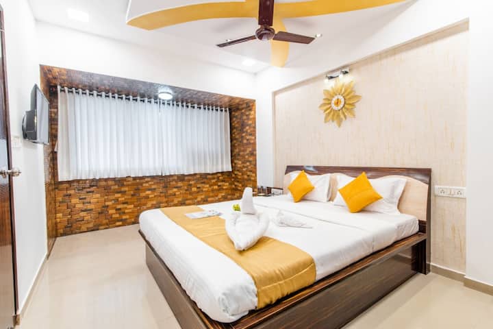 Splendid 3 Bhk In Posh Area Of Mumbai - Mumbai