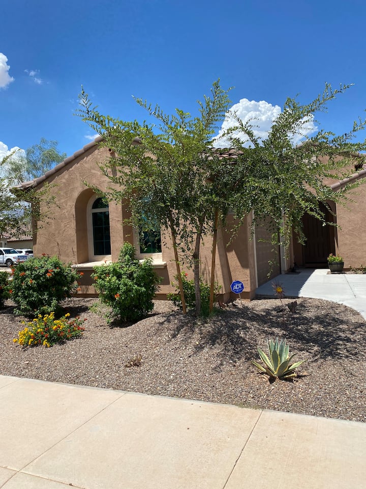 Festive Foothills Retirement Home - Buckeye, AZ