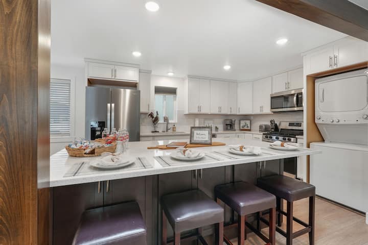 Culinary Kitchen, Lux Cozy Home, Pet Friendly! - Springville, UT
