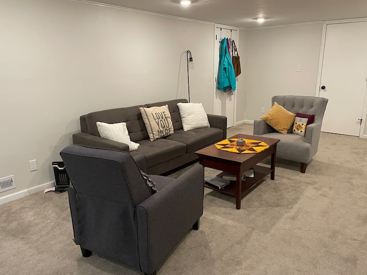 Quiet & Cozy 1bd/1b W/ Private Kitchen & Bathroom - Bloomington, MN