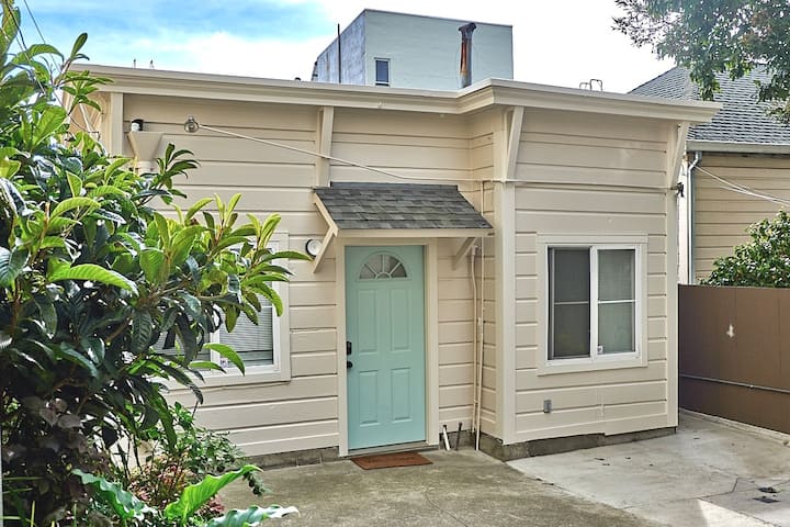 Cottage In Nob Hill, Centrally-located! - San Francisco, CA
