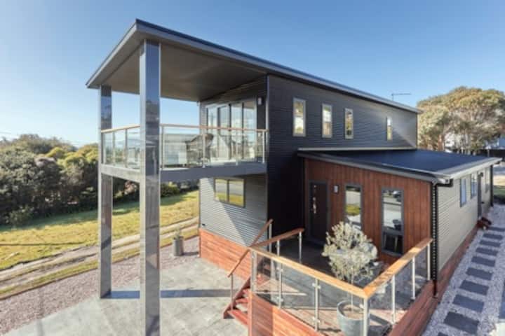 Uchi Coastal Luxe Retreat With Zen Vibe - Bicheno