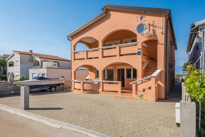 Apartment Hrskanovic 1 - Nin