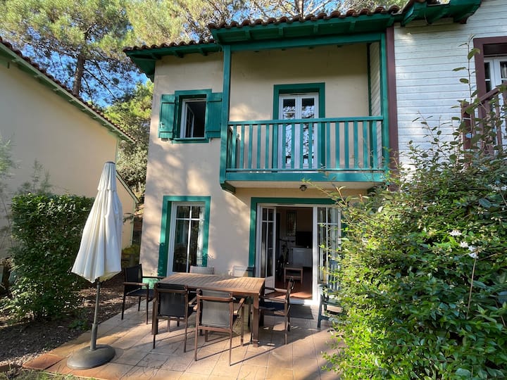 Maison 6 Pers Avec Piscine Sous Les Pins - Lacanau