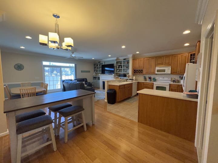 Beachy Keen Get-a-way Pet Friendly Close To Beach - Rehoboth Beach, DE