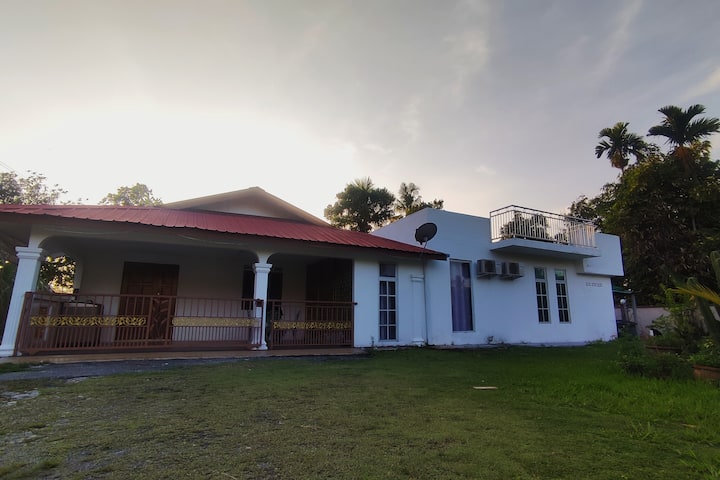 The White House @ Kundang Village - Selangor