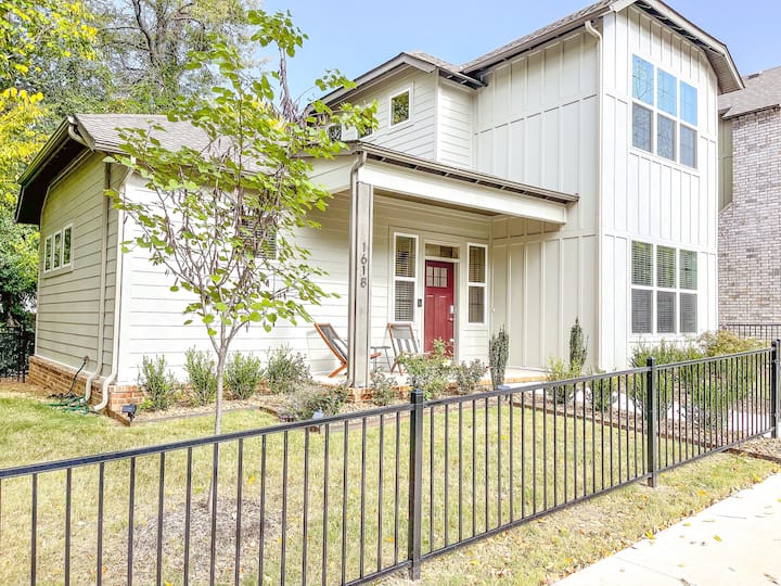 The Modern Mission 3 Bed/3 Bath, 2.3 Mi To U Of A - Fayetteville, AR