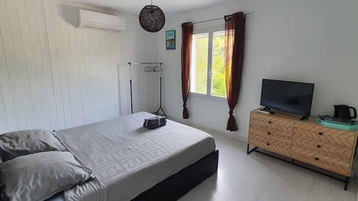 Suite Parentale Privée Proche Cassis La Ciotat - Carnoux-en-Provence