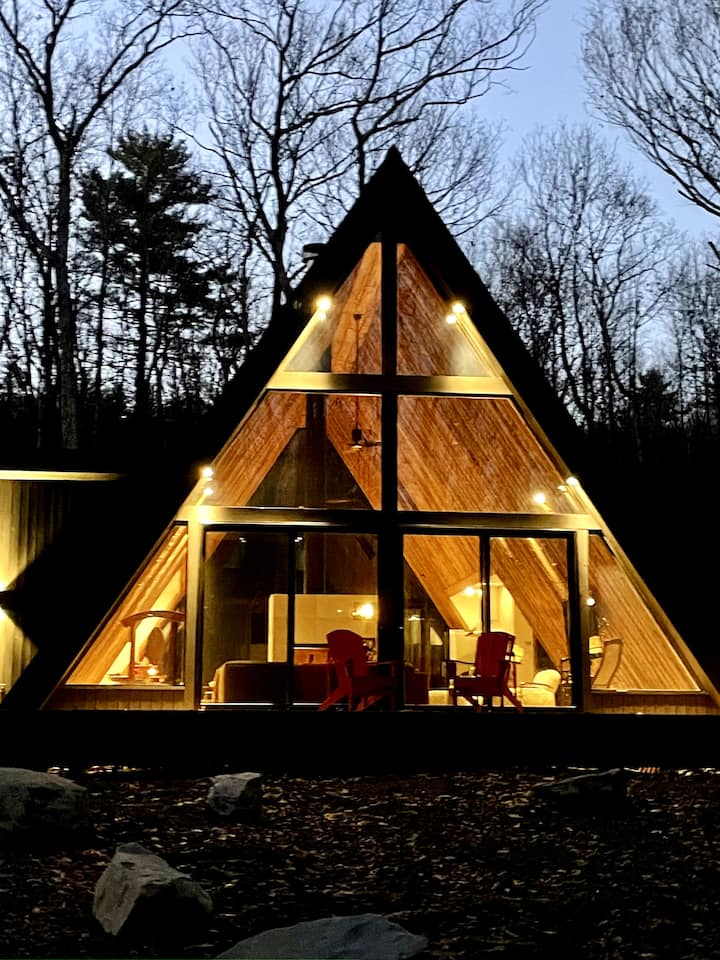 Luxe Modern Double A Frame With Hot Tub - Kerhonkson, NY