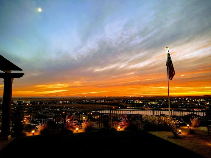 Relaxing Home With A Beautiful 100 Mile View - El Dorado Hills, CA
