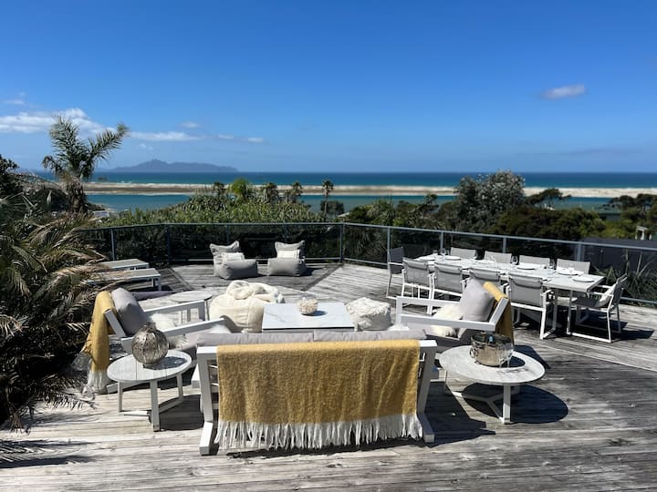 ‘The Nest’ An Entertaining Paradise Awaits You - Mangawhai