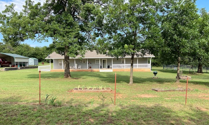 The Bunkhouse - Guthrie Lake, OK