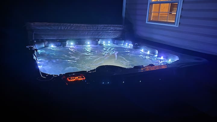 Fort Valley Mountain Retreat*hot Tub*hiking - Seven Bends State Park, Woodstock