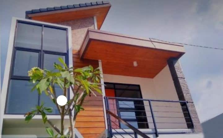 Taka House At Lembang - Ciater