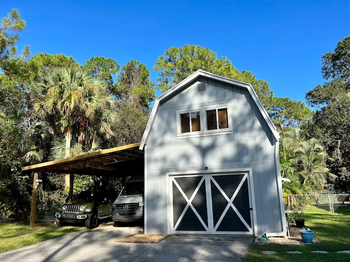 Jupiter Farmhouse - A Tropical Setting W/ History - Jupiter