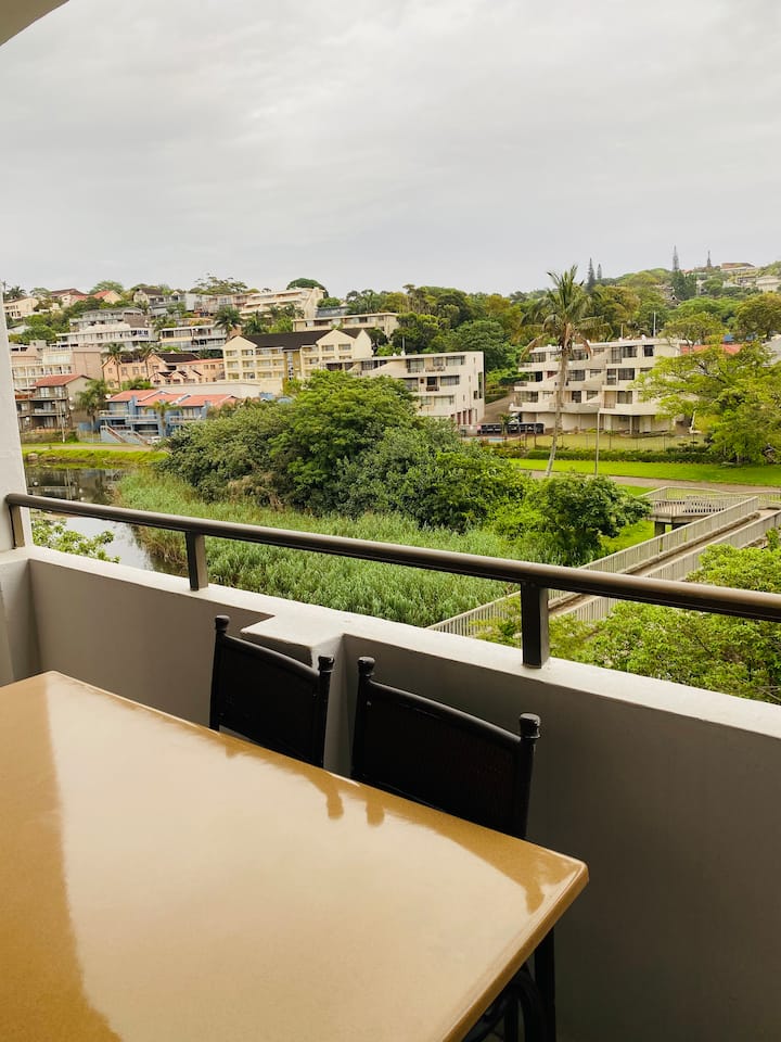 Margate Beach 2 Bedroom Apartment - Southbroom