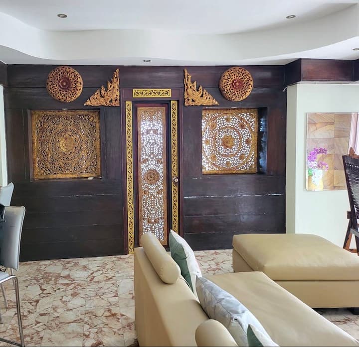 Lee คอนโดมิเนียมอยู่ใกล้ทะเลเพียง500เมตร - Pattaya