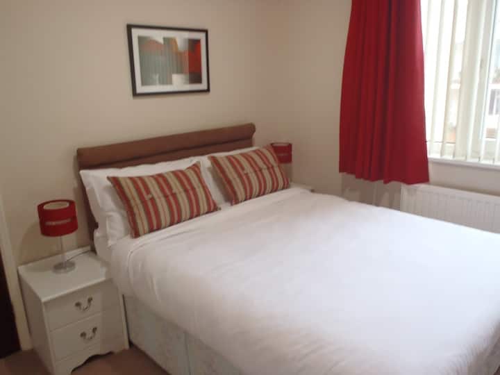 Clinmore House Has 4 Ensuite Guest Rooms (Room 3). - 페인톤