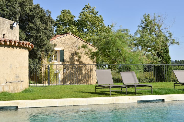 Mas Provençal Au Milieu Des Vignes - Pertuis