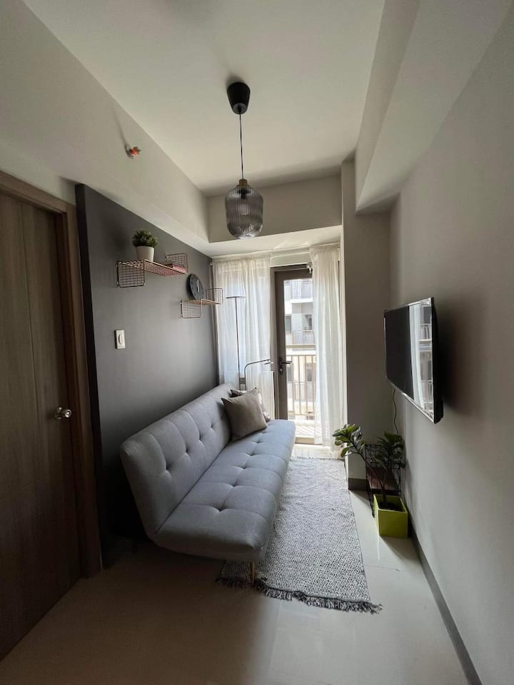 Condo In Pasay Near Moa, Airport & Makati |Parking - Pasay