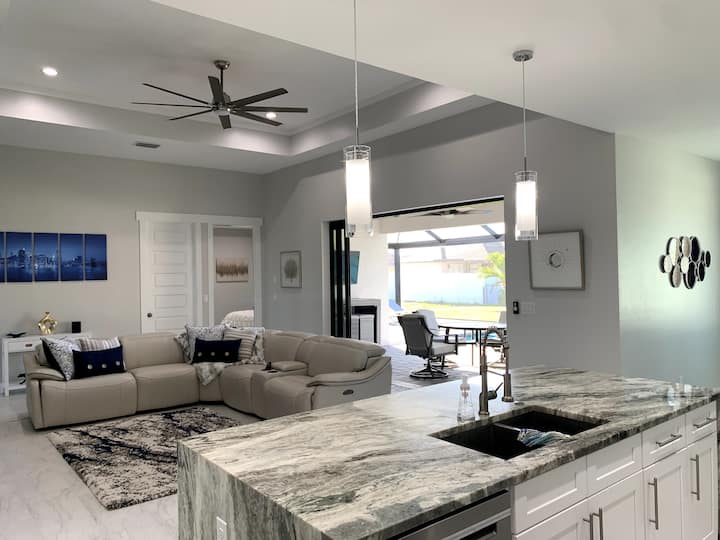 Villa Blue Escape - Cape Coral, FL