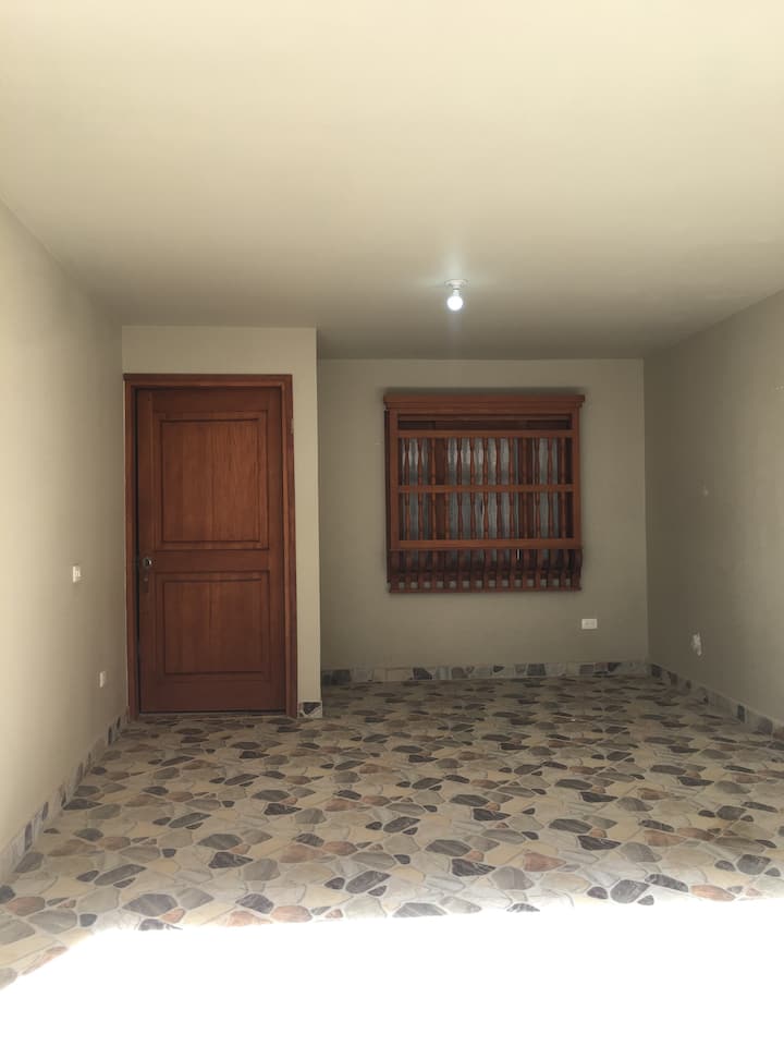 En Casa - Apto 1: Hermoso Apartamento Cómodo - Guatapé