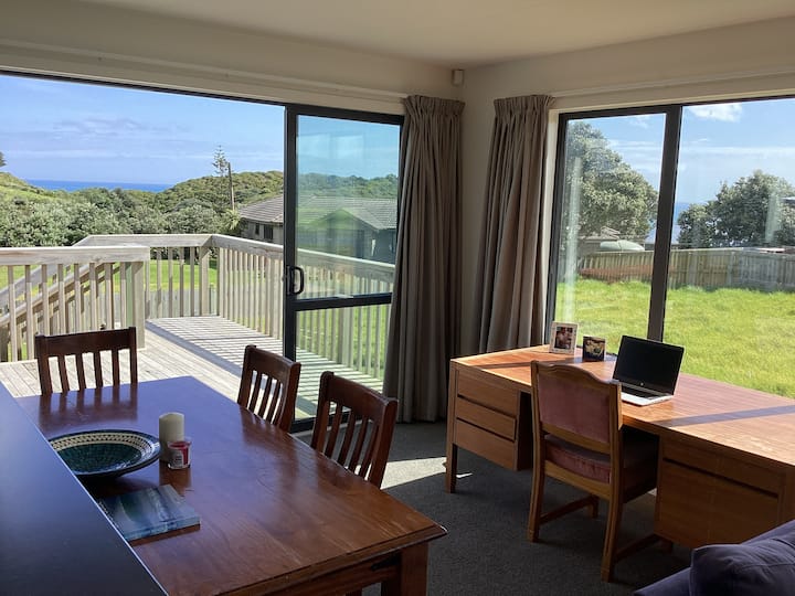 Bed And Own Bathroom In New House At Baylys Beach! - Dargaville