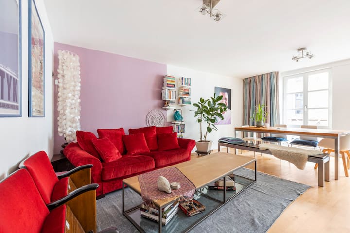 Bright Apartment In Historical Center With Garage - Anversa