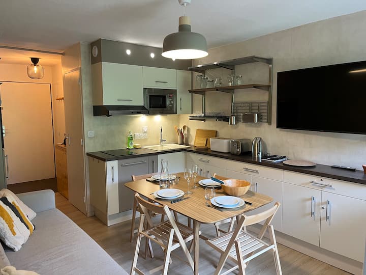 Charmant Petit Appartement, Calme, Avec Garage. - La Clusaz