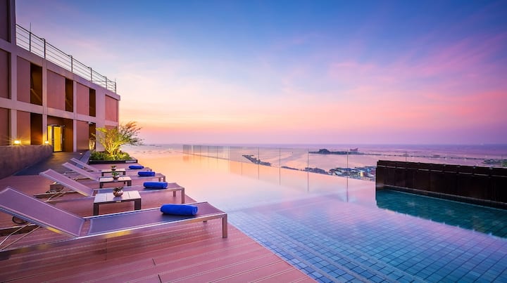 Your Cosy Flat In Sri Racha, Breakfast Included - Si Racha