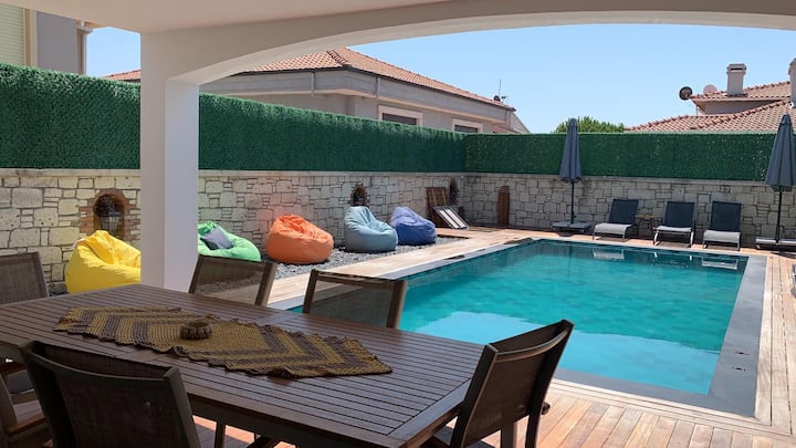 Villa Vega, 4 Bedroom Triplex Villa In Alaçatı - Çeşme