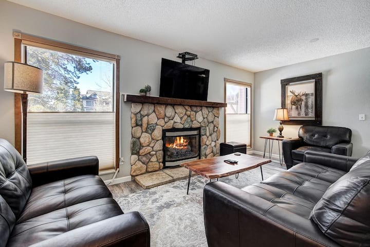 Updated Condo, Walk To Town And Peak 9! - Breckenridge, CO