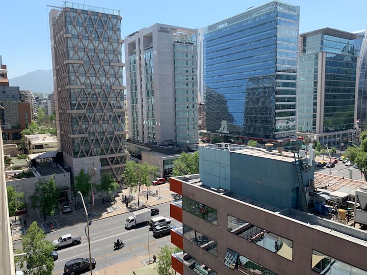 Habitación Privada En Barrio El Golf - Las Condes