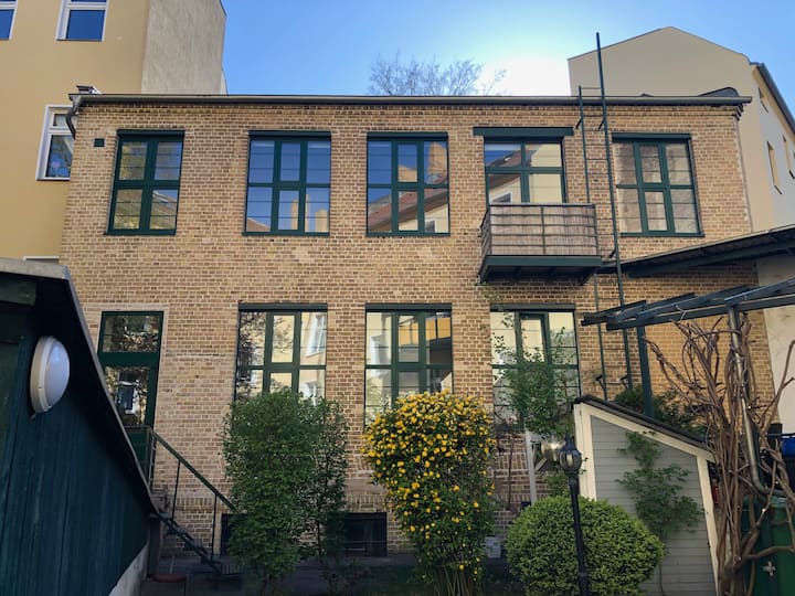 Charmante Berliner Remise Im Loft-stil - Berlin