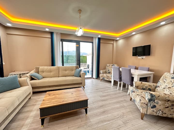 Arın Home Villas1 (ÇAlış) 4+1 Havuzlu Günlük Villa - Fethiye