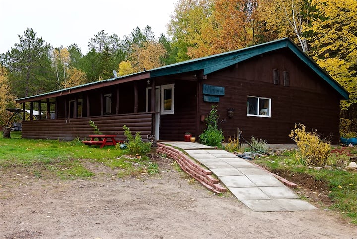 Montcalm Suite Cabin - Mattawa