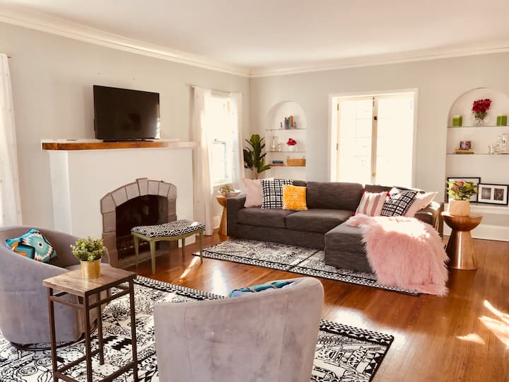 3 Bedroom Home In Prime Neighborhood - Edina, MN