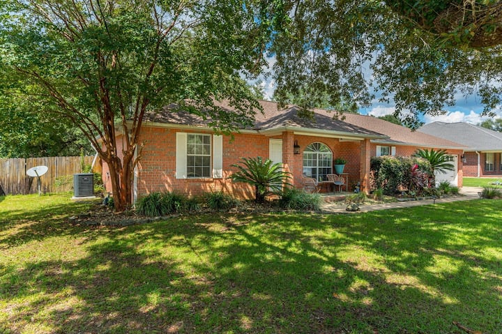 New! Close To Beach, Cozy, New Beds, Fam Friendly - Navarre, FL