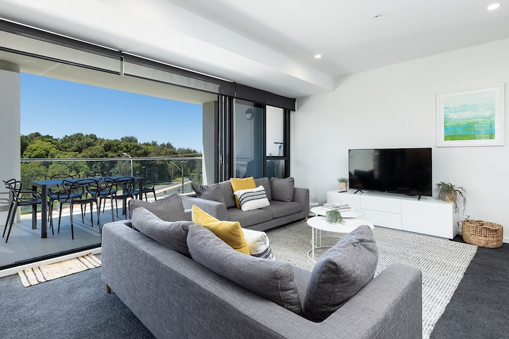 The Cove 303 - Forster