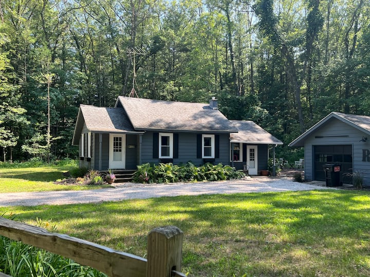Cozy Home In Fennville Mi. - Fennville, MI