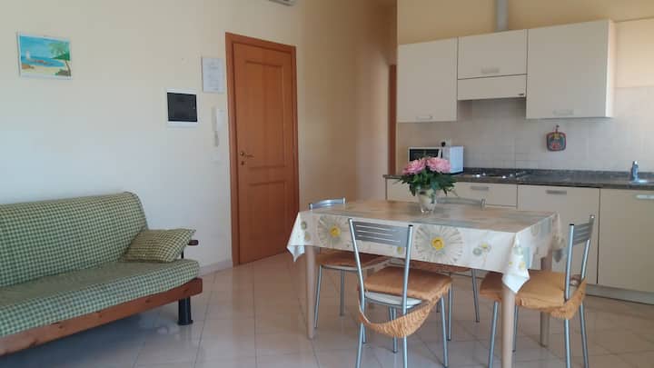 Bilocale In Residence A 300 Mt Dal Mare. - Camaiore