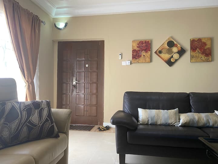 Luxury 3 Bedroom House - Accra
